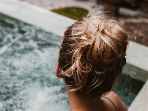 Cold Or Hot Water Bath In Winter Which Is Better Benefits Of Bathing