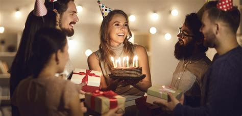 英語で「お誕生日おめでとう」をおしゃれに伝えよう！手紙の表現も紹介 Kimini英会話