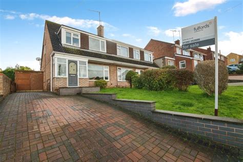 Broadfields Road Exeter Devon Ex2 3 Bedroom Semi Detached House For