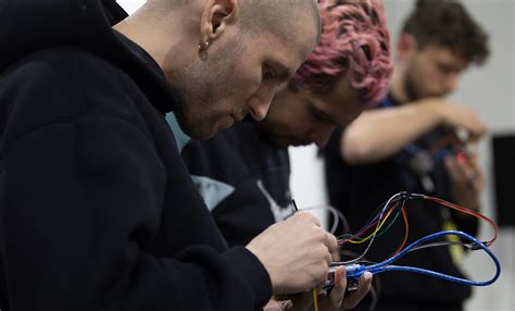Digital Guts Workshop Thinker Make Space