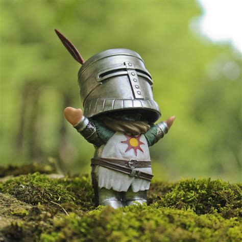 Mini Siegmeyer And Solaire Fiona Ng Art Toys And Design