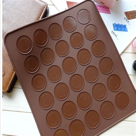 Holes Macarons Mat Round Shape Silicone Pad Macarons Mat Fit To Oven Microwave Refrigerator