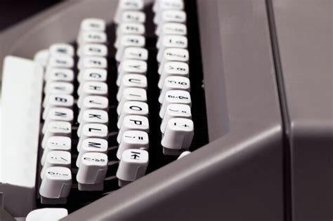 86 000 Stringed Keyboard Pictures