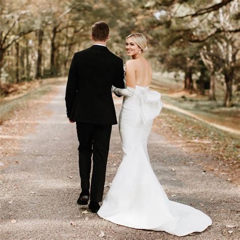 Sadie Robertson Christian Huff Wedding Photos Artofit