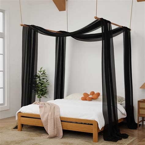 Canopy Bed With Curtains 2 Elegant Canopy Beds For Sophisticated