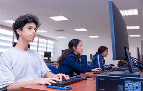 Computer Science Engineering Baccalaureate 5 Université Mohammed Vi