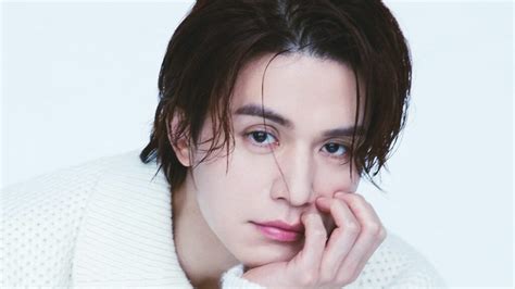 Lee Dong Wook Denies Plastic Surgery Claims Pretends He Is Natural