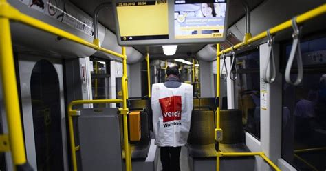 Warnstreiks legen Nahverkehr und Müllabfuhr lahm Baden Württemberg