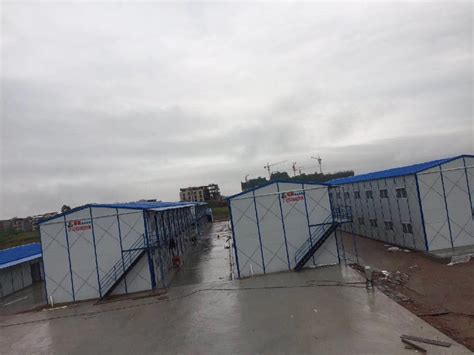 集装箱住人集装箱活动板房集装箱房屋厂家市政施工围蔽施工围挡 东莞市雅顺轻钢结构有限公司