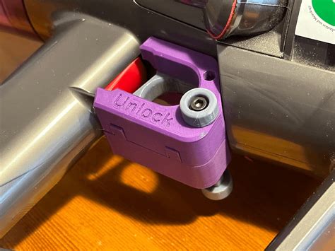 Using Revopoint Miraco To Design A Dyson Trigger Housing R3dscanning