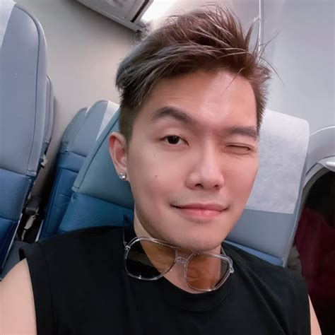 Lavin Liaw Lavinliaw • Threads Say More