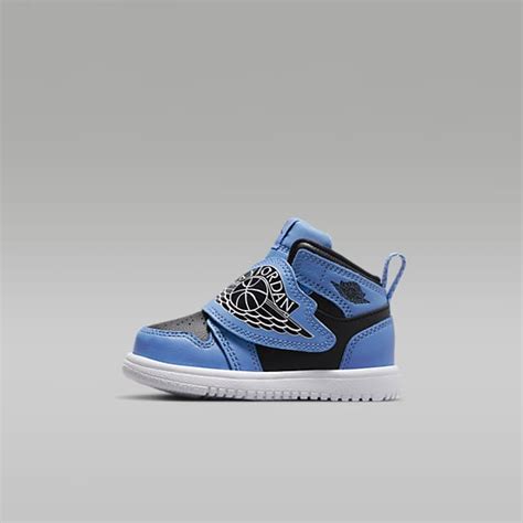 Niñas Con Botín Y Jordans Tumblr