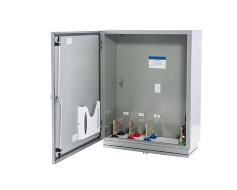 Generator Docking Station Vs Load Bank Station Power Assemblies