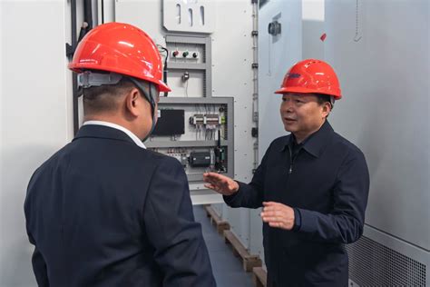积极营造关心支持民营经济发展的良好氛围