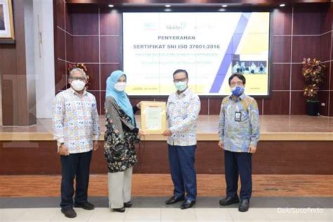 Sucofindo Serahkan Sertifikasi Sistem Manajemen Anti Penyuapan Kepada BKKBN