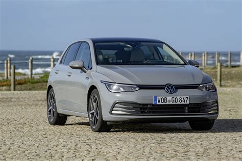Volkswagen Golf preços impostos e especificações técnicas motores e