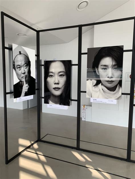익스트림무비 한국배우 대형 포트레이트展