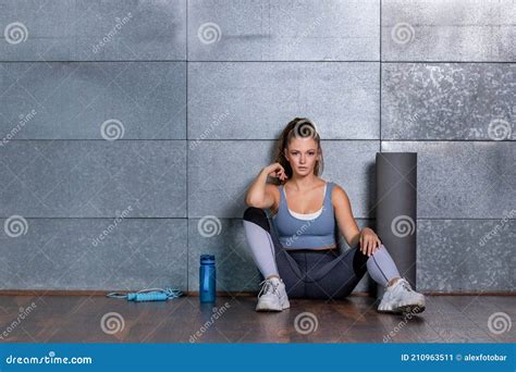 Leg Spread Pictures