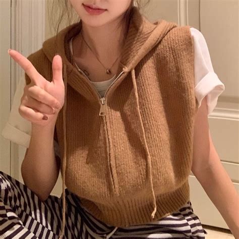 코지문 봄 가을 베스트 레이어드 코디 후디 숏 크롭 데일리 집업 니트 조끼 524090605