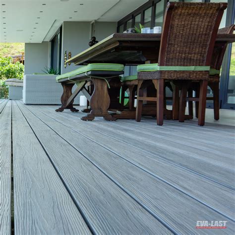 빈센스웍스 과하지 않은 자연스러운 컬러감으로 세련된 공간 연출을 도와주는 2세대 합성데크 전 Facebook