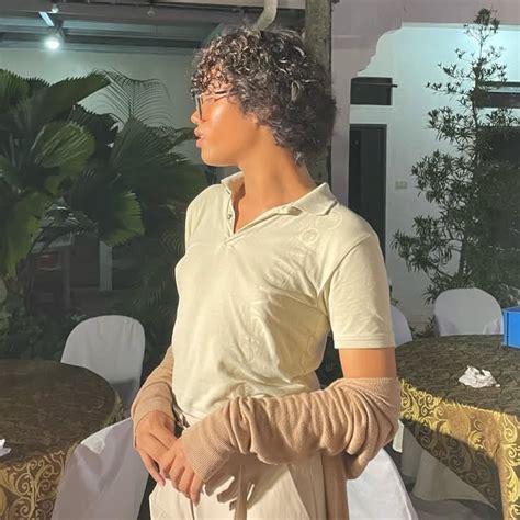 Kyle Andrei Kkeici • Threads Say More