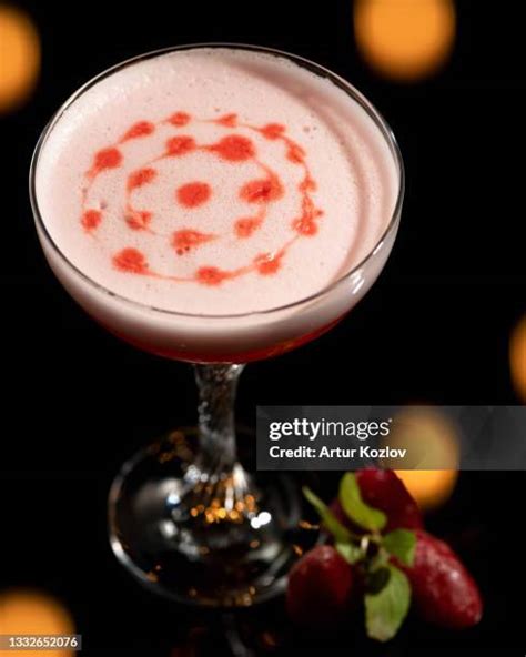 Frothy Cocktail Photos And Premium High Res Pictures Getty Images