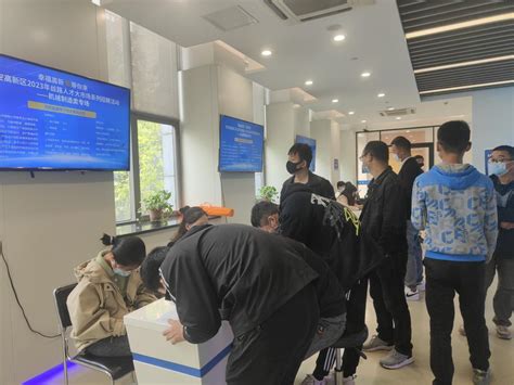 智能制造与控制技术学院组织参加丝路人才大市场招聘会 西安明德理工学院
