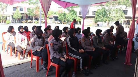 Peringati Hari Jadi Polwan Polres Karanganyar Gelar Donor Darah