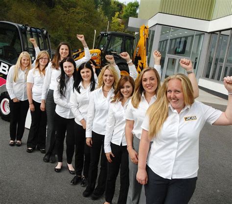 Beth Feeleys Instagram Twitter And Facebook On Idcrawl