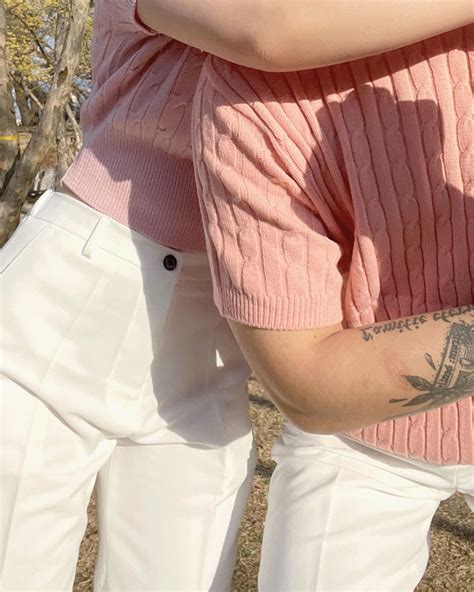 주문 폭주 남녀공용커플시밀러 매리 꽈배기 반팔니트 봄 여름 데이트룩 에이블리