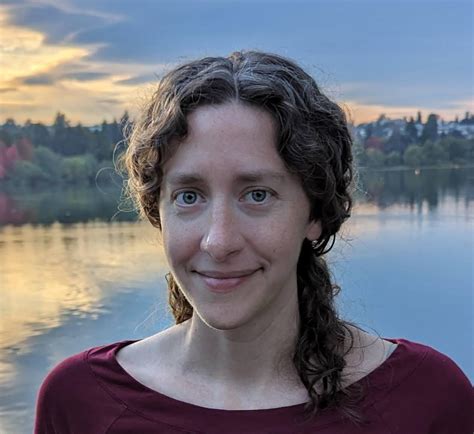 Cynthia Vinzant Named Fellow Of The Ams Department Of Mathematics University Of Washington