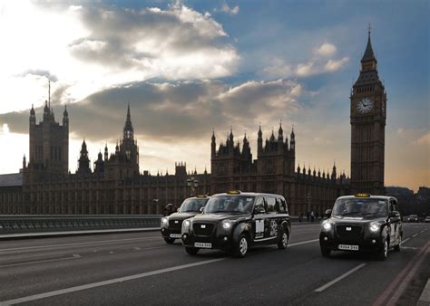 Londons First Zero Emission Capable Black Cab Approved