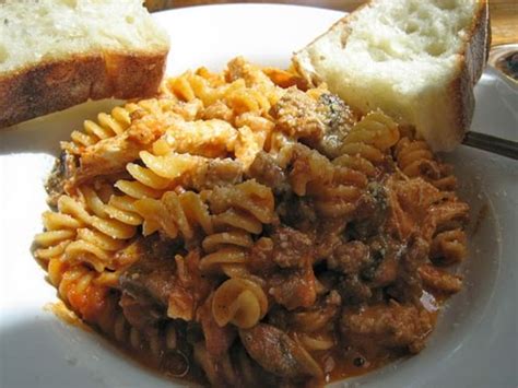 Pâtes crémeuses au poulet épicé cajun Recette par Streetfood et