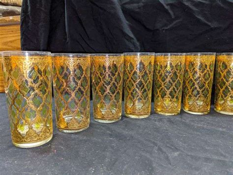 Set Of 13 Vintage Green And Gold Drinking Glasses Isabell Auction