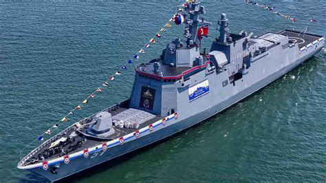 La Corée Du Nord Lance Le Nouveau Destroyer Choi Hyon Lors Dune