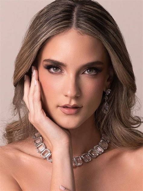 Michelle Blatts Instagram Twitter And Facebook On Idcrawl