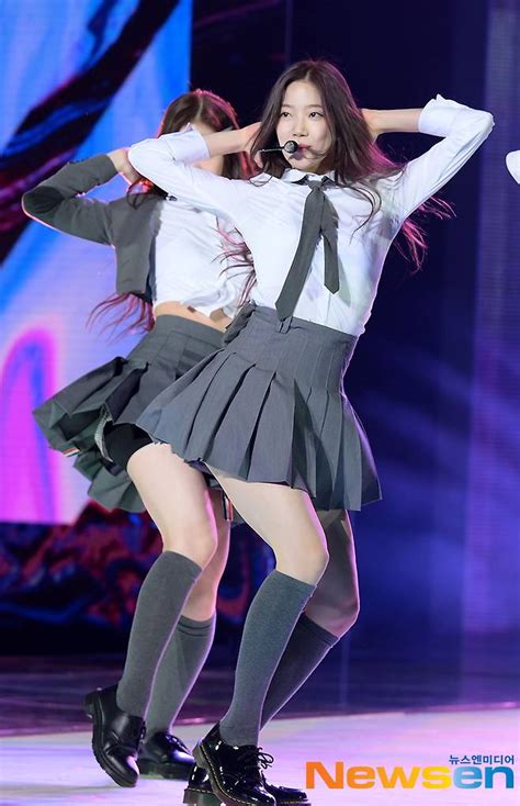 르세라핌 카즈하 완성형 여신미모 포토엔hd