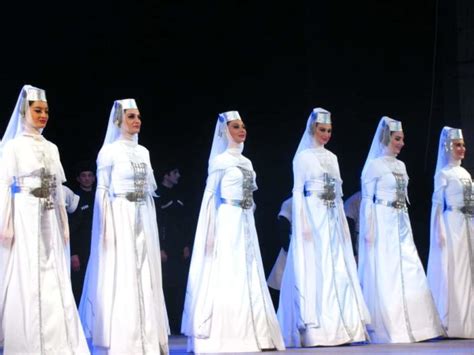 Грузинский национальный костюм