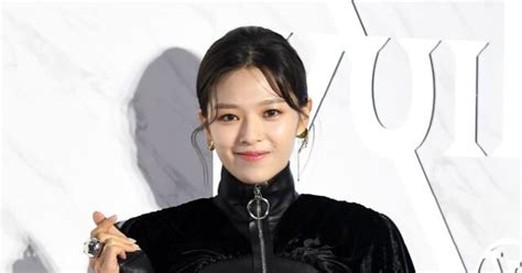 공식 트와이스 정연 월드투어 서울공연 불참 건강상의 이유