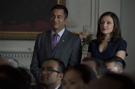 Netflixs Edgier Designated Survivor Will Share Dna From West Wing