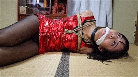 Made In Japan Ada Wong Tied And Gagged In An Abandoned Mansion During An Outbreak In Tokyo