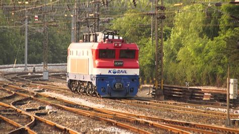 Korail Class 8000 Locomotive 8088 Moving Around The Seongbuk Rail Yard