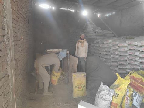 Fake Cement Manufacturing Factory Busted In Amroha अमरोहा में नकली