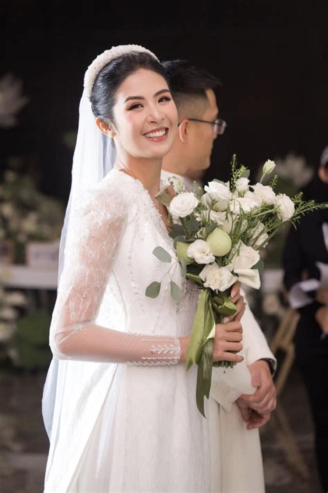 Hé lộ ảnh hiếm trong lễ dạm ngõ kín đáo của Hoa hậu Vbiz 3 năm sau mới