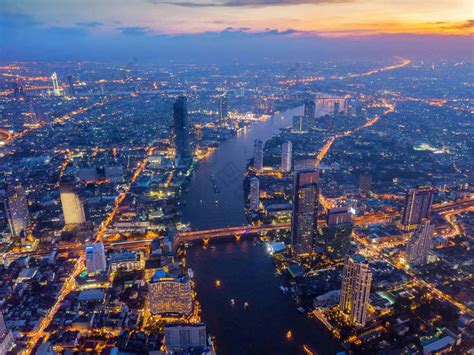 曼谷市中心河鸟图亚洲智慧城市的金融区和商图片 包图网企业站