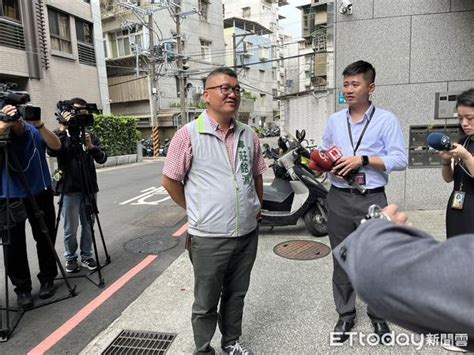 莊銘淵「硬蹭」陳紫渝花邊 吳崢：競選公職不該消費別人的私生活 Ettoday政治新聞 Ettoday新聞雲