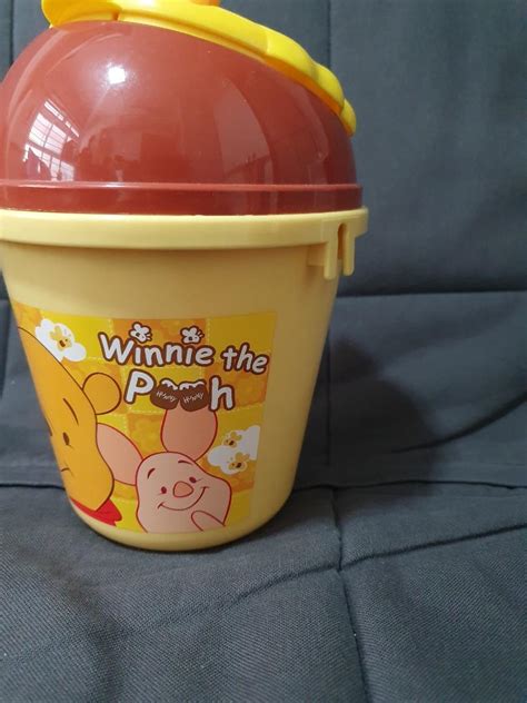 Disneyland Winnie The Pooh Popcorn Holder Hobbies And Toys Toys And Games