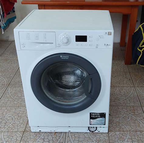 Algumas peças Máquina de Lavar Roupa Hotpoint Ariston WMG 722 B EU