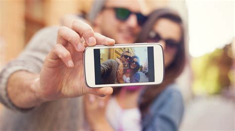 First Date Selfies Are Now A Thing And The Prospect Of Them Is Absolutely Terrifying Huffpost