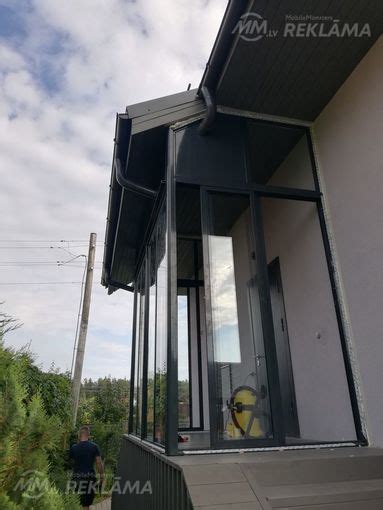 Stiklotais Vējtveris Lievenis Konstrukcijās Ar Drošu Rūdītu Stiklu Mmlv